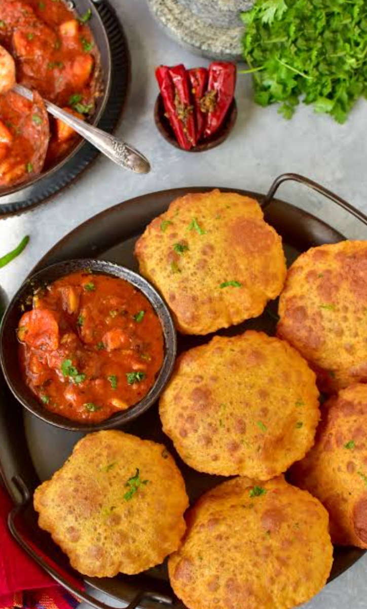 HOW TO MAKE CAULIFLOWER POORI / PHOOL GOBHI POORI - Jovita Kitchen
